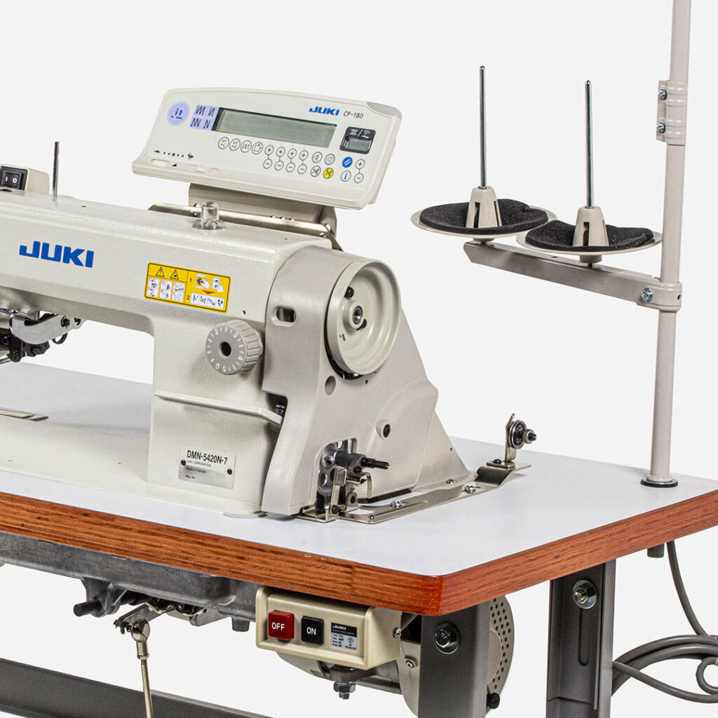 Plana Una Aguja de Coser y Cortar, Doble Transporte, Electrónica – Juki – Amexicol